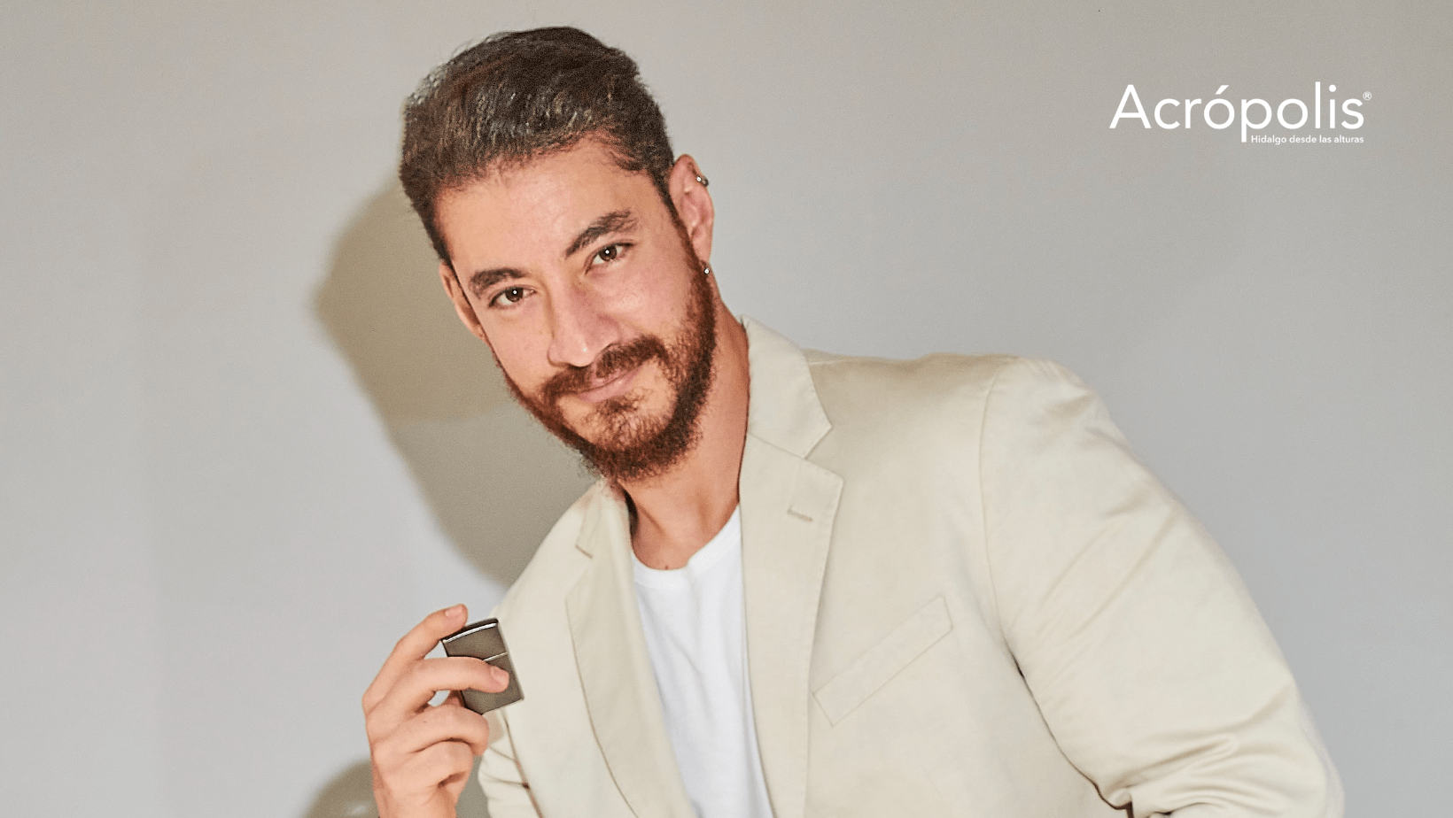 Manuel Alcaraz comparte la historia de cómo surgió la idea de ser actor ...