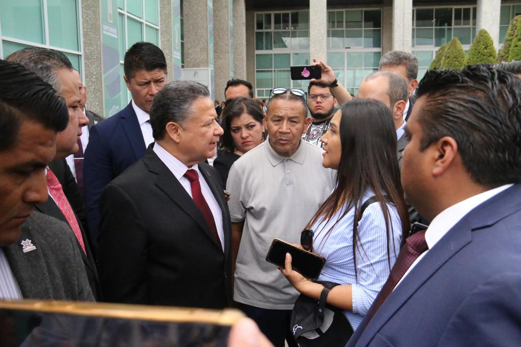 Protestan en informe de Aladro familiares de imputado por abuso sexual ...