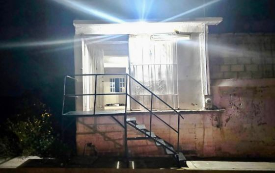 Aseguran armas, autos y droga y encuentra ejecutado tras cateos en ...