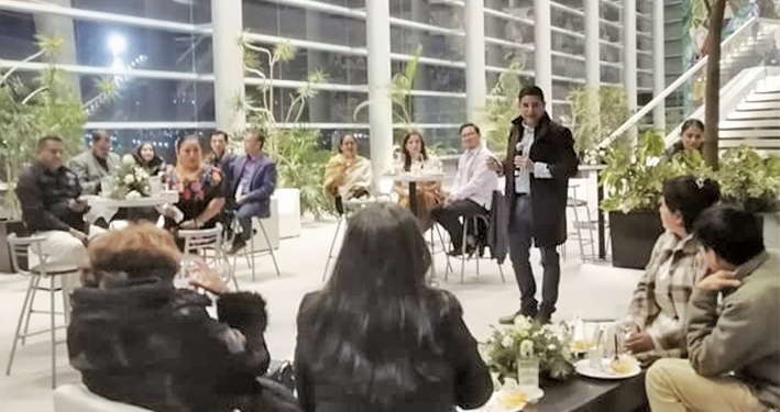 Omitlán cautivó con el cahuiche durante la Velada Terra – ACRÓPOLIS